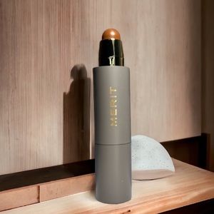 Merit | Makeup | Merit Beauty The Minimalist Perfecting Complexion ...